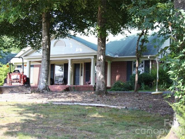 571 Piedmont Rd, Rutherfordton, NC 28139