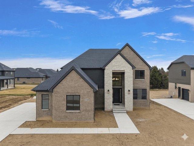 57242 Veridian Blvd, Washington Township, MI 48094