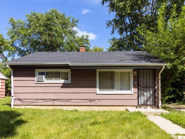 5724 N 62nd St, Milwaukee, WI 53218