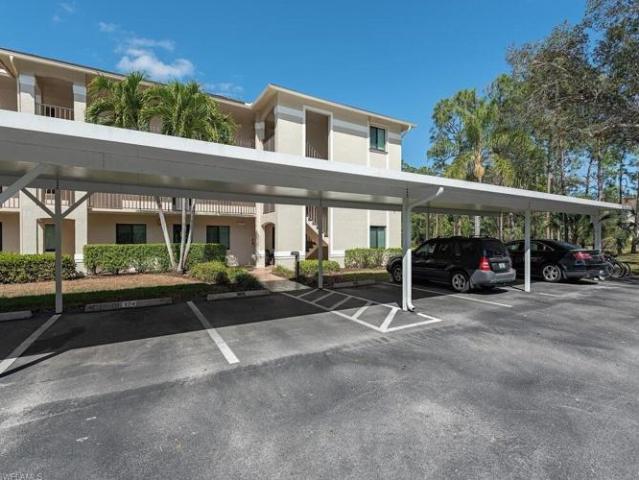 5724 Deauville Cir #H107, Naples, FL 34112