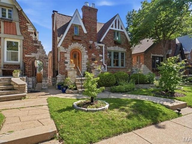 5724 Itaska St, Saint Louis, MO 63109