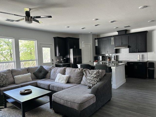 5724 Lazy River Cir, Dallas, TX 75241