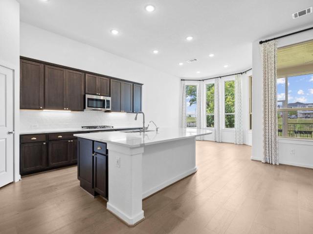5724 Toscana Trce