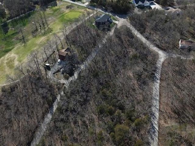 5724 Treebrook Dr, Hillsboro, MO 63050