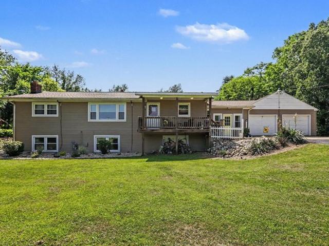 5725 M 66, East Leroy, MI 49051
