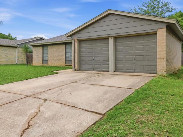 5725 Macneill Drive