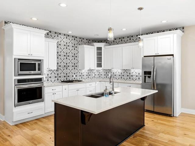 5725 Morrow Rd, Nashville, TN 37209