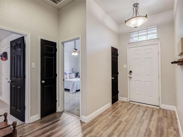 5725 Dunraven Trail