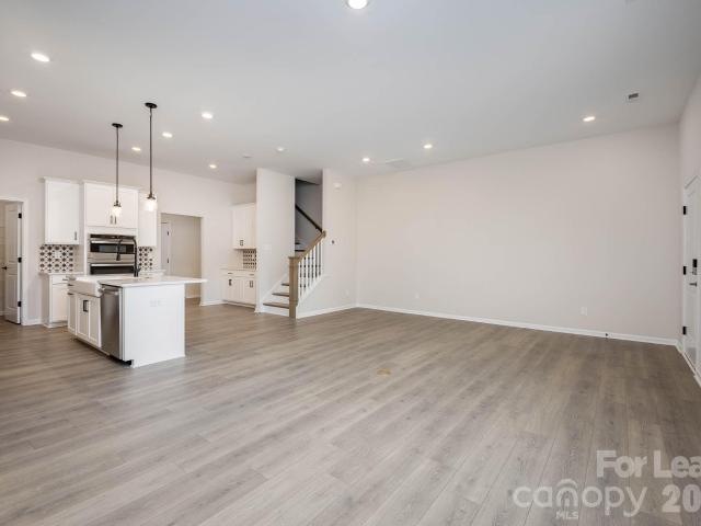 5725 Gulch Place # 8