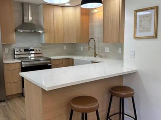 5725 Linda Vista Rd, San Diego, CA 92110