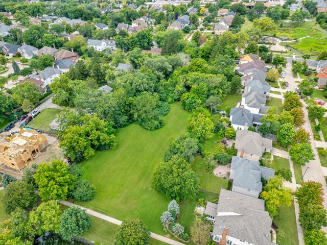 5725 S Wilmette Ave, Westmont, IL 60559 | MLS #12547