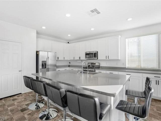 5725 Saltrock Grove St, North Las Vegas, NV 89081
