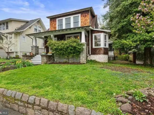 5725 Sherier Pl NW, Washington, DC 20016 MLS DCDC2191444
