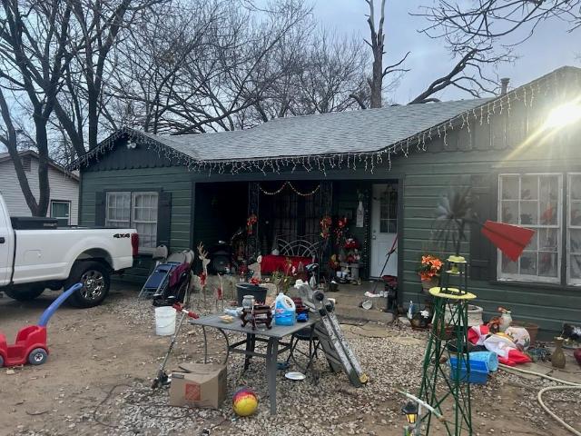 5725 Spencer St, Forest Hill, TX 76119 | MLS #21185 | Compass