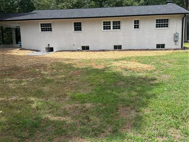 5726 Edgar Road