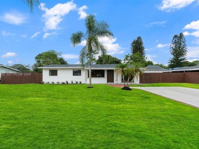 5726 Karen Dr, West Palm Beach, FL 33415
