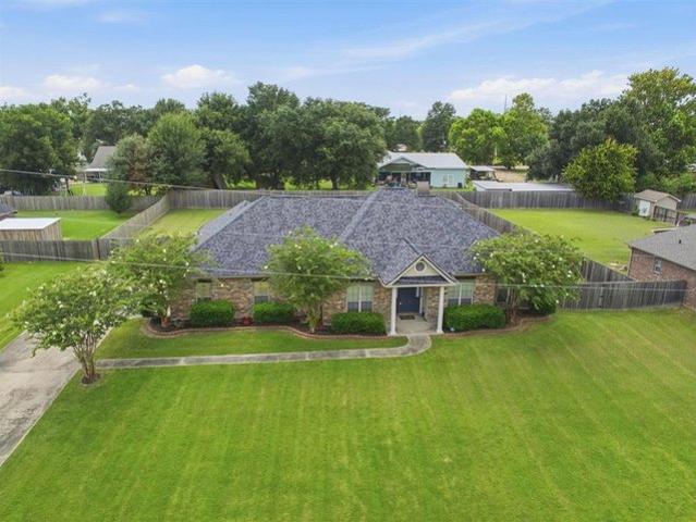 5726 W Kayleigh Ln, Lake Charles, LA 70605