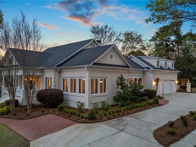 5727 Mountain Oak Dr, Braselton, GA 30517