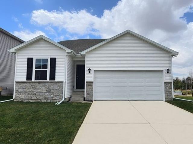 5727 rd St, Urbandale, IA 50111