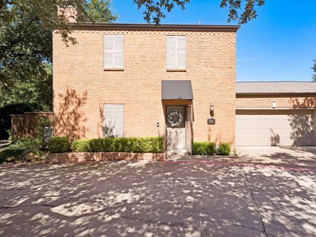 5727 Remington Park Sq, Dallas, TX 75252