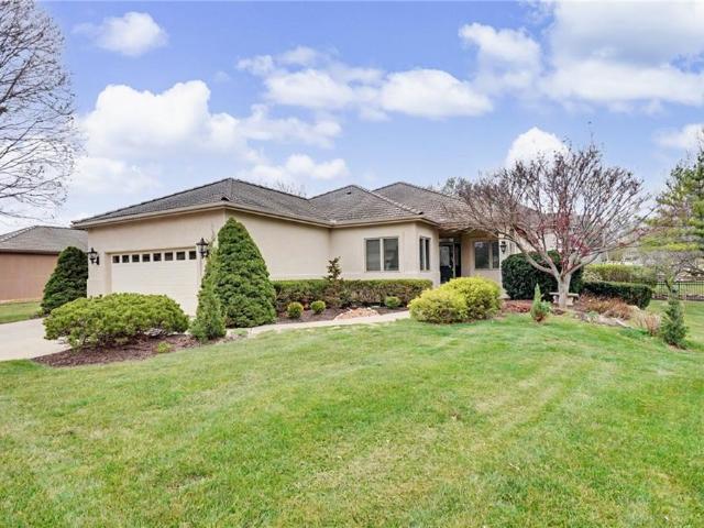 5727 Villa Dr, Lawrence, KS 66047 | MLS #2612 | Compass