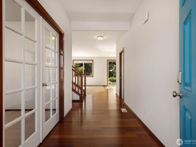 5728 9th Dr W