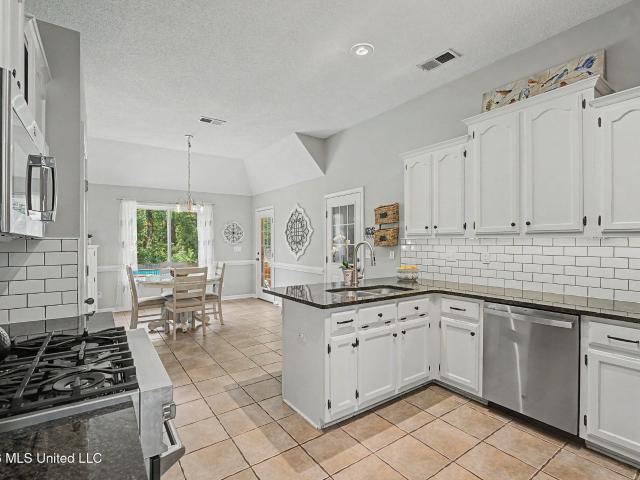 5729 Marlin Place