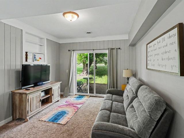 5729 N Sprinkle Road