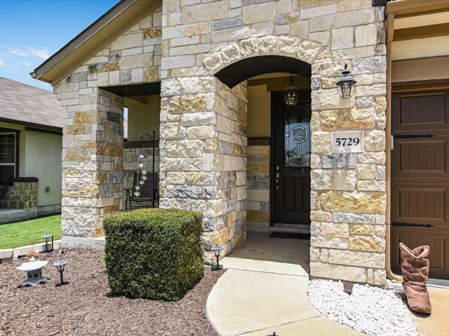 5729 Porano Cir