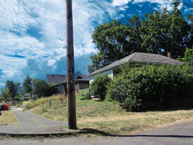5729 SE Francis St, Portland, OR 97206 | MLS #22387