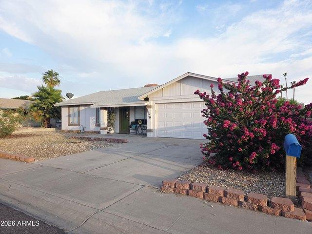 5729 W John Cabot Rd, Glendale, AZ 85308
