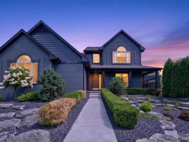 5729 Woodfield Parkway