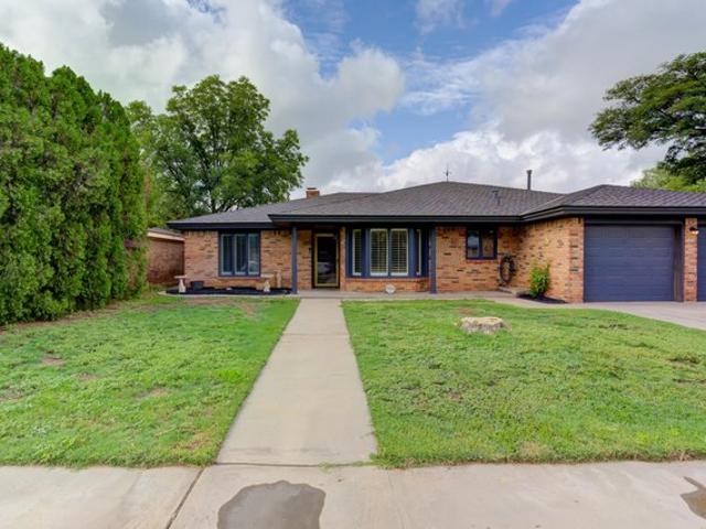 5729 68th St, Lubbock, TX 79424