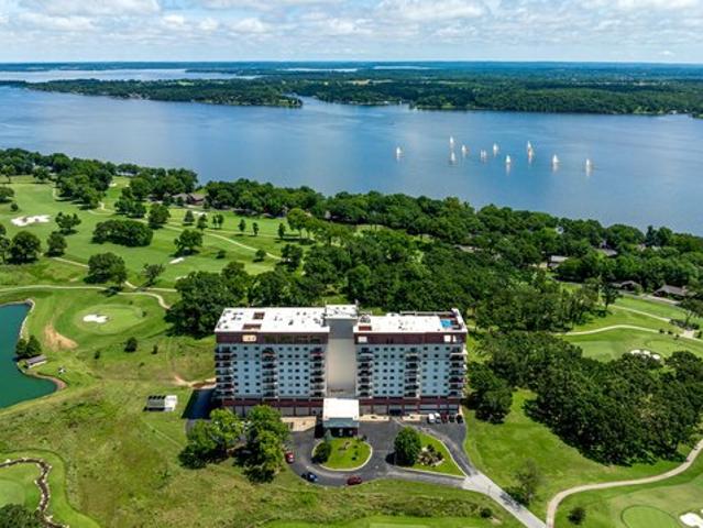 57200 E Highway 125 Unit 3811, Monkey Island, OK 74331