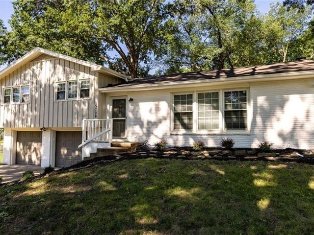 5720 N Belton Ave, Kansas City, MO 64151