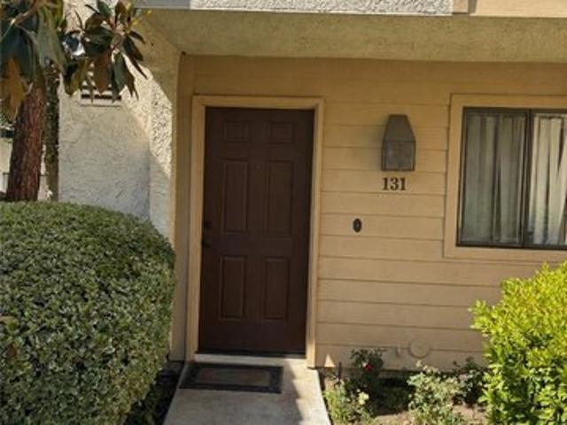 5720 Owensmouth Ave, Woodland Hills, CA 91367