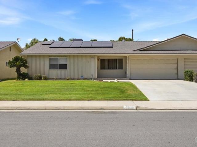 5720 Cypress Point Dr, Bakersfield, CA 93309