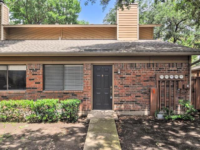 5720 Cedar Creek Drive