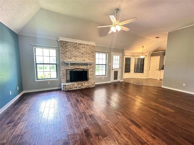 5721 Bluebonnett Drive