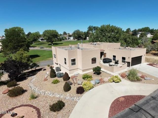 5721 Indian Wells Ct, Farmington, NM 87402