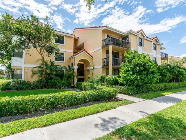 5721 Riverside Dr, Unit 202B5, Coral Springs, FL 33067 | MLS #A12018