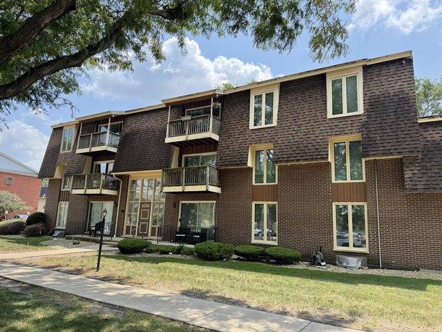 5721 W 103rd St Apt 304, Oak Lawn, IL 60453