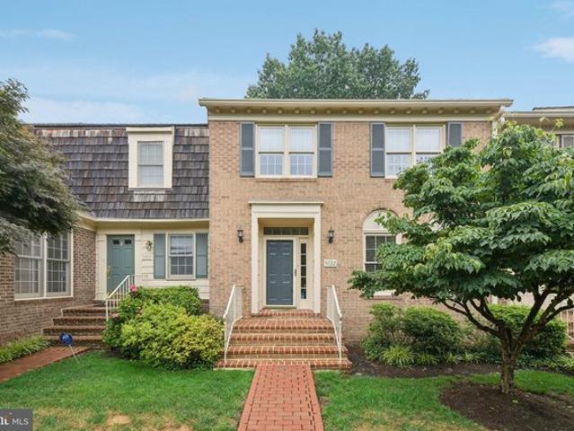 5722 Brewer House Cir, Rockville, MD 20852