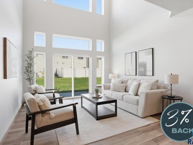 5722 E Marley Pl, Sioux Falls, SD 57108