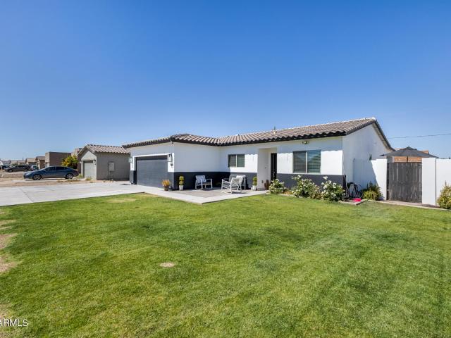 5722 E Red Bird Lane