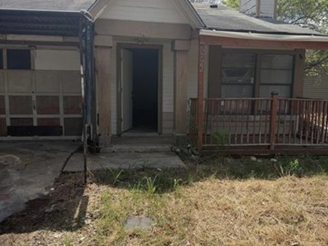 5722 Jones Fall Dr, San Antonio, TX 78244