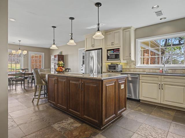 5722 shady glen rd