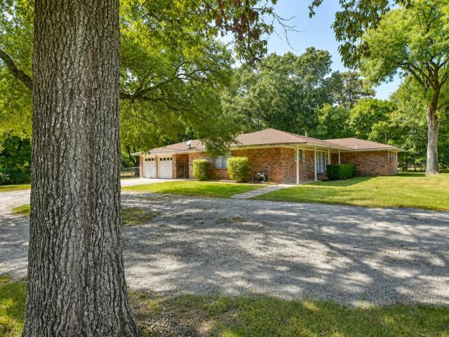 5723 Fm 2100 Road