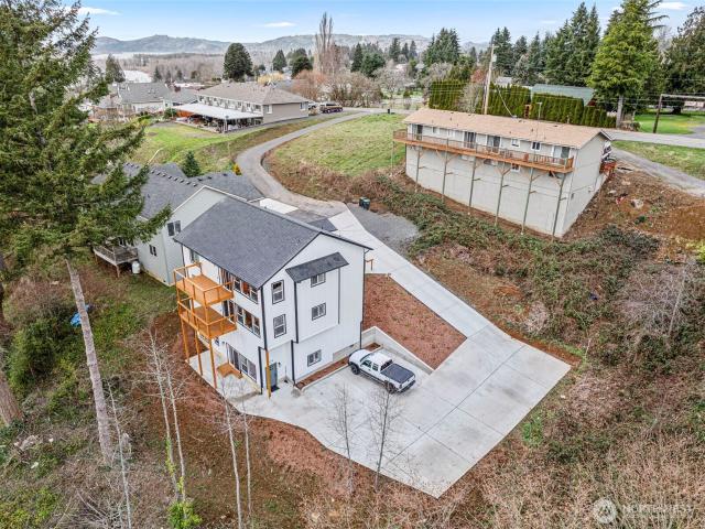 572 Columbia St, Cathlamet, WA 98612 | MLS #2340 | Compass
