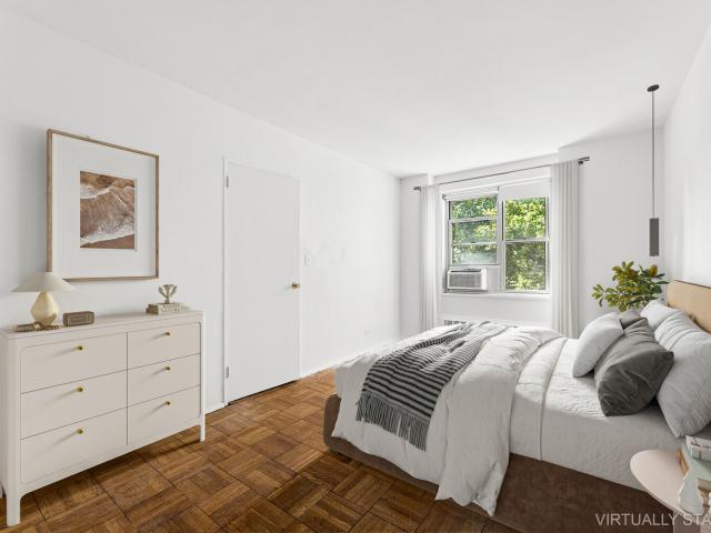 572 GRAND Street G503